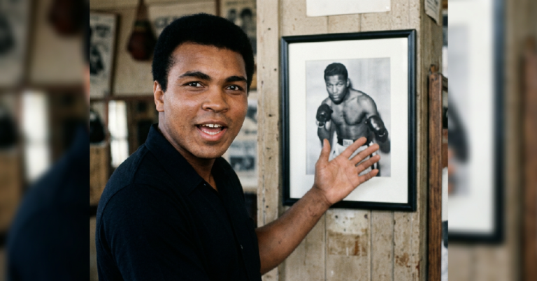 Muhammad Ali Names Sugar Ray Robinson The Top Fighter Pound-for-pound